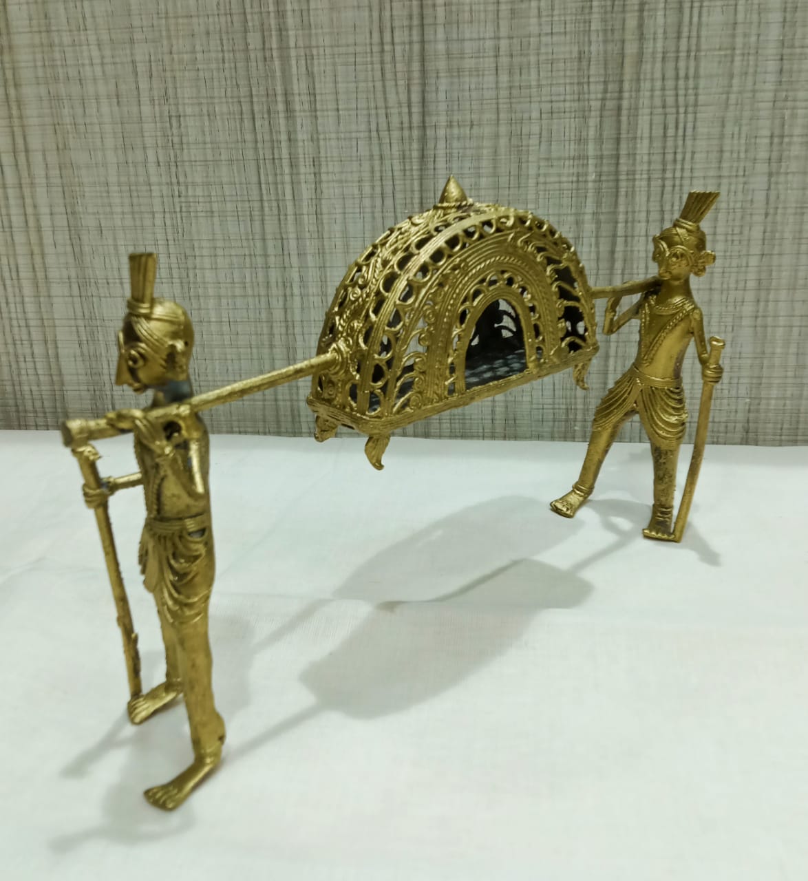 Dokra palki showpiece